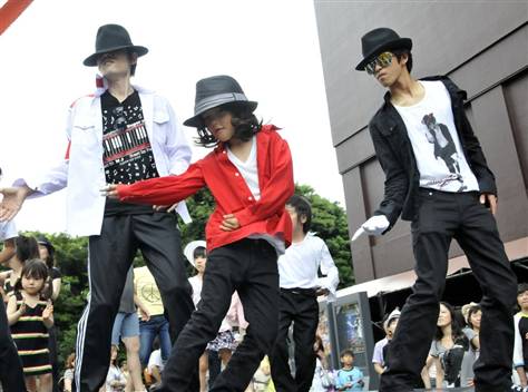 Jackson sells 35 million albums since death – MoPo Geek